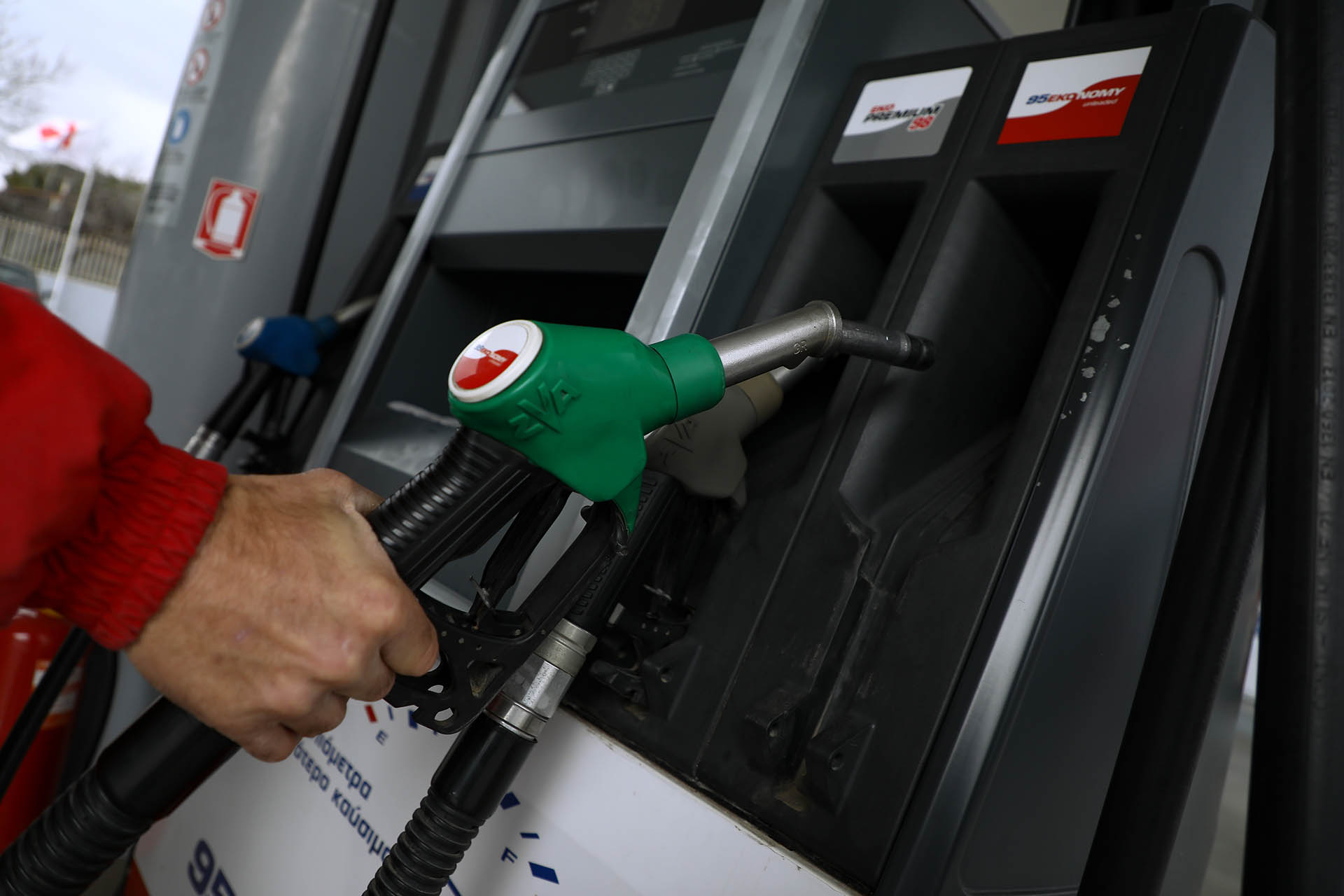 Τι είναι η σούπερ αμόλυβδη βενζίνη; Μπορώ να τη χρησιμοποιήσω στο ...