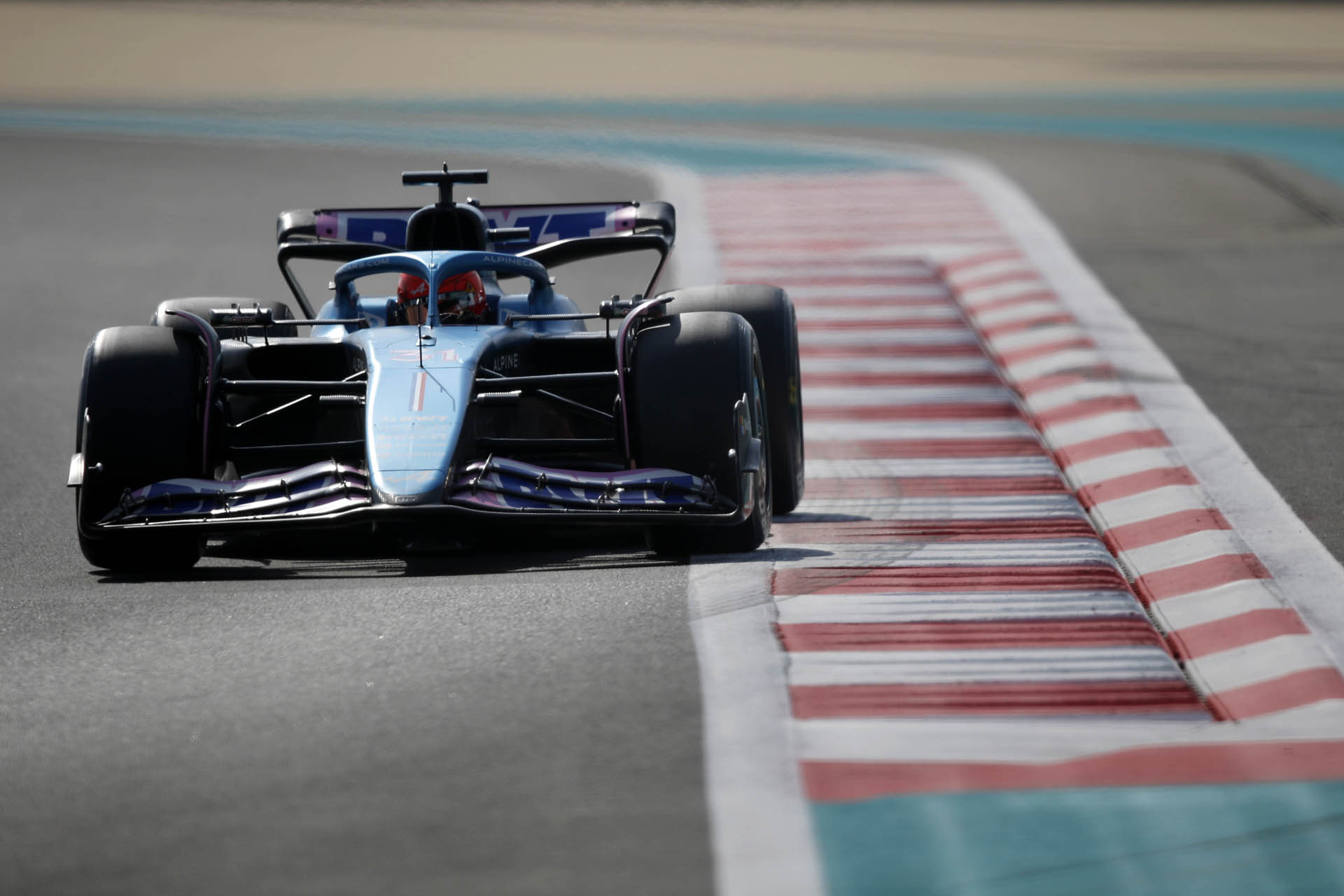 F1: Ο Esteban Ocon ταχύτερος στο τεστ του Άμπου Ντάμπι - motorone.gr
