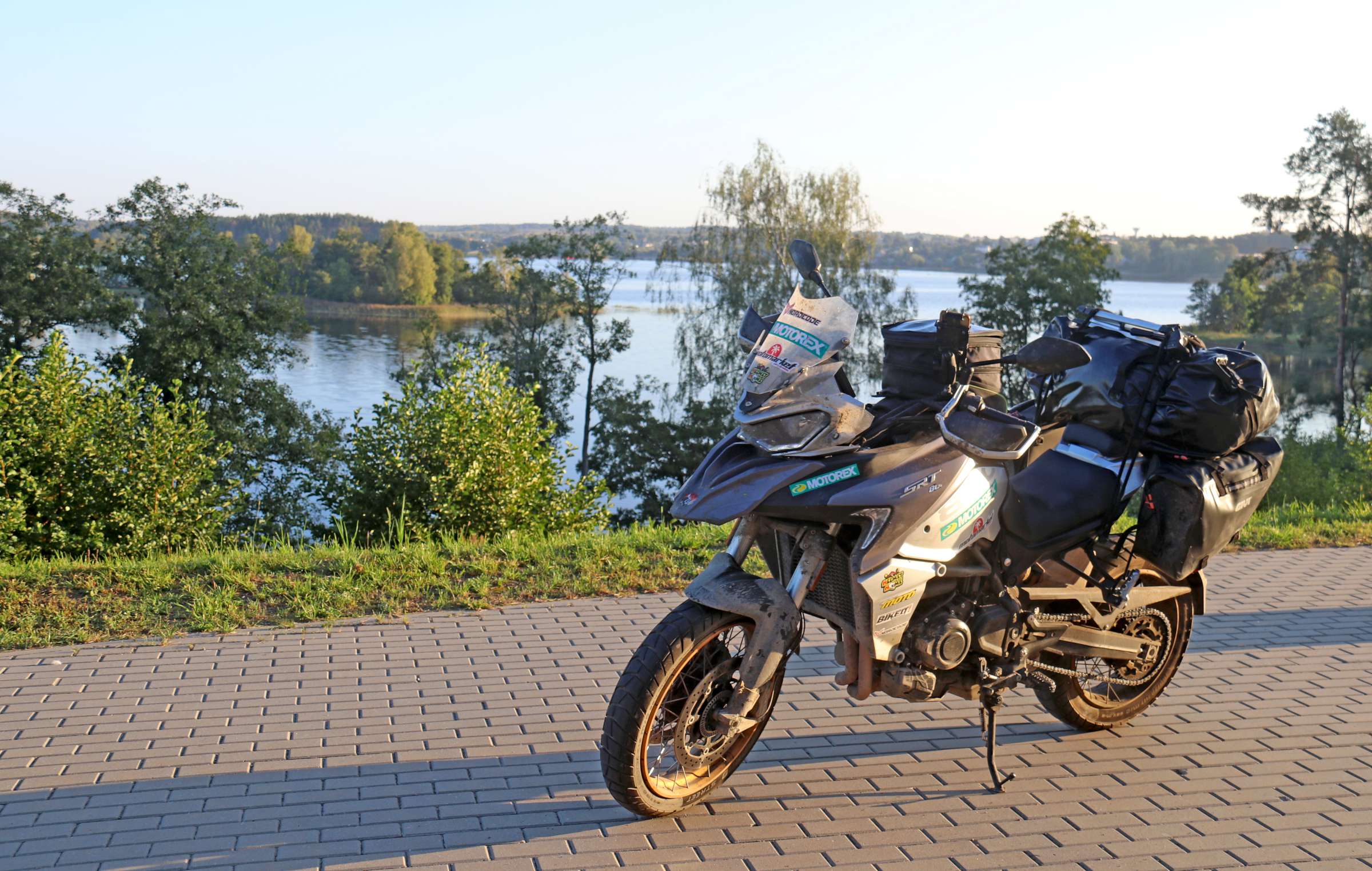 Η επιστροφή της QJMotor SRT 800X στην Ελλάδα - motorone.gr