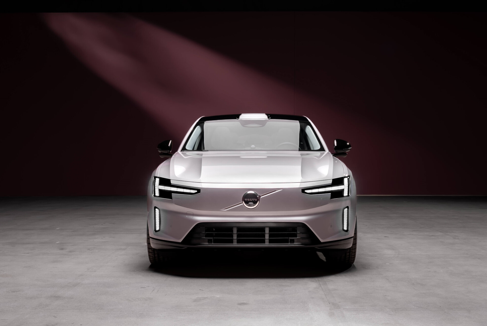 Το νέο αμιγώς ηλεκτρικό Volvo ES90 προσδιορίζεται από το λογισμικό του ...
