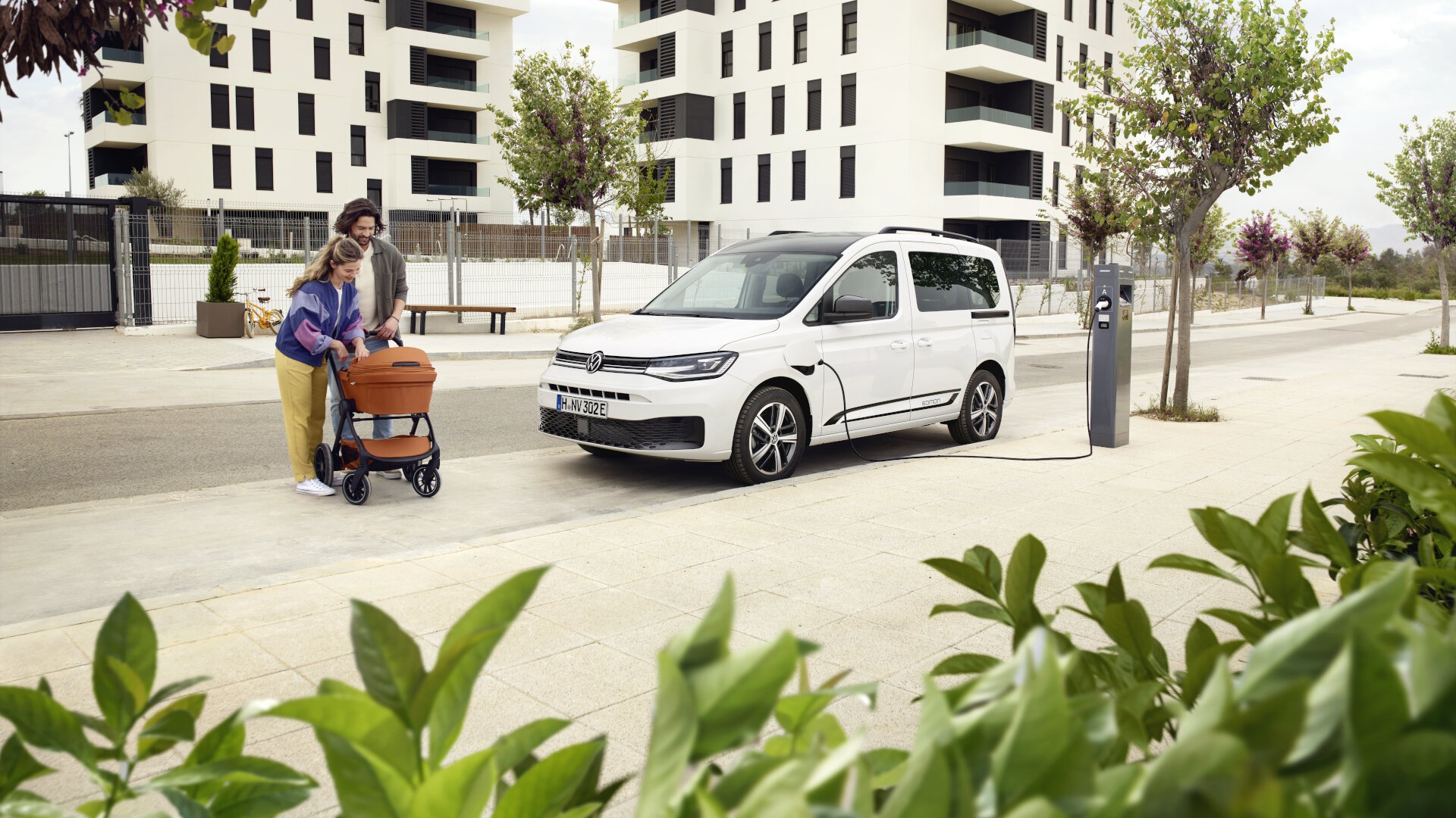 Νέο Volkswagen Caddy eHybrid: Έρχεται στην Ελλάδα με Plug-In υβριδικό ...
