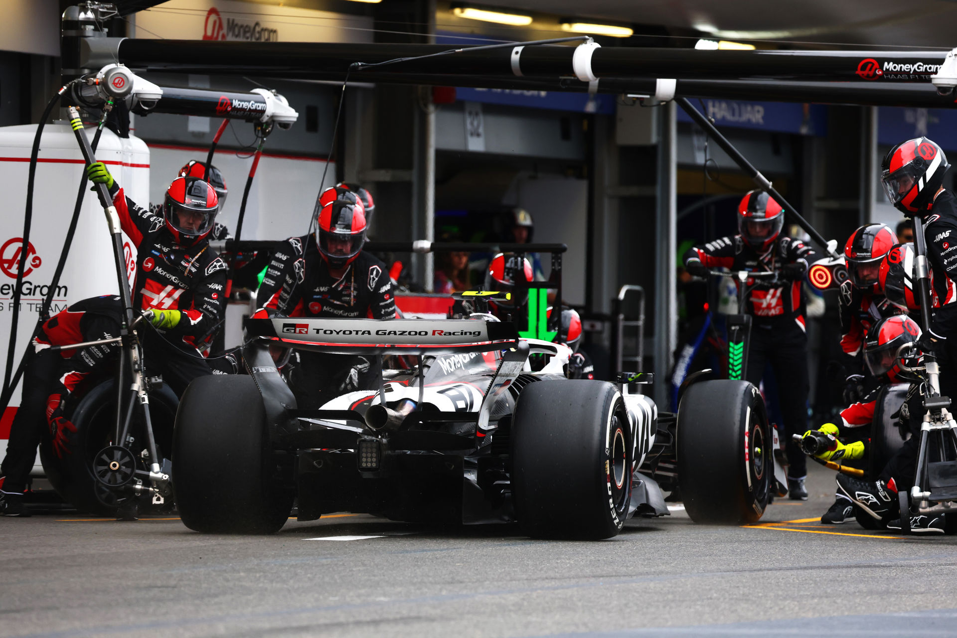 F1: H Toyota ενισχύει τους δεσμούς της με τη Haas - motorone.gr
